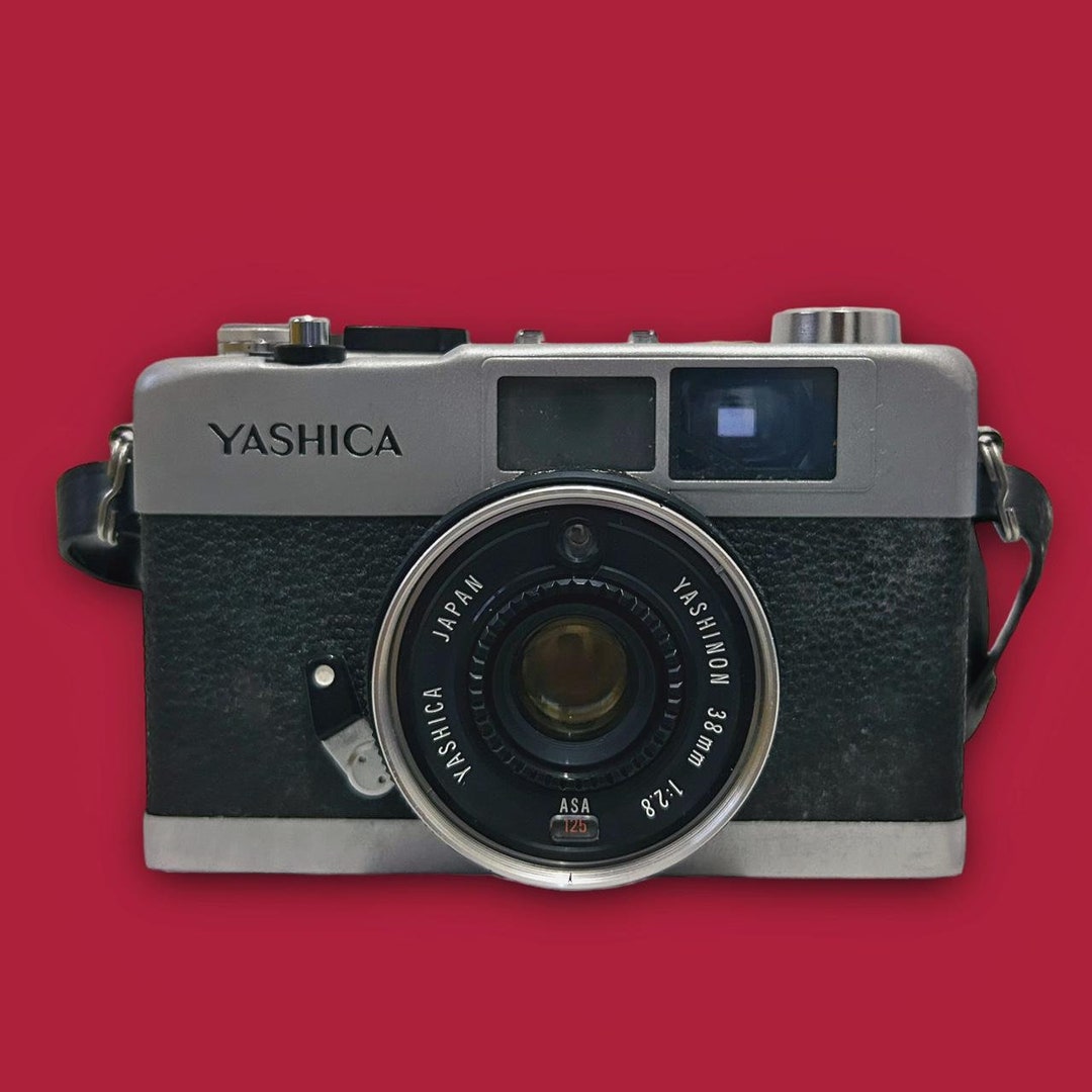 Vintage 80s Yashica 35 ME 35mm Film Camera - Etsy