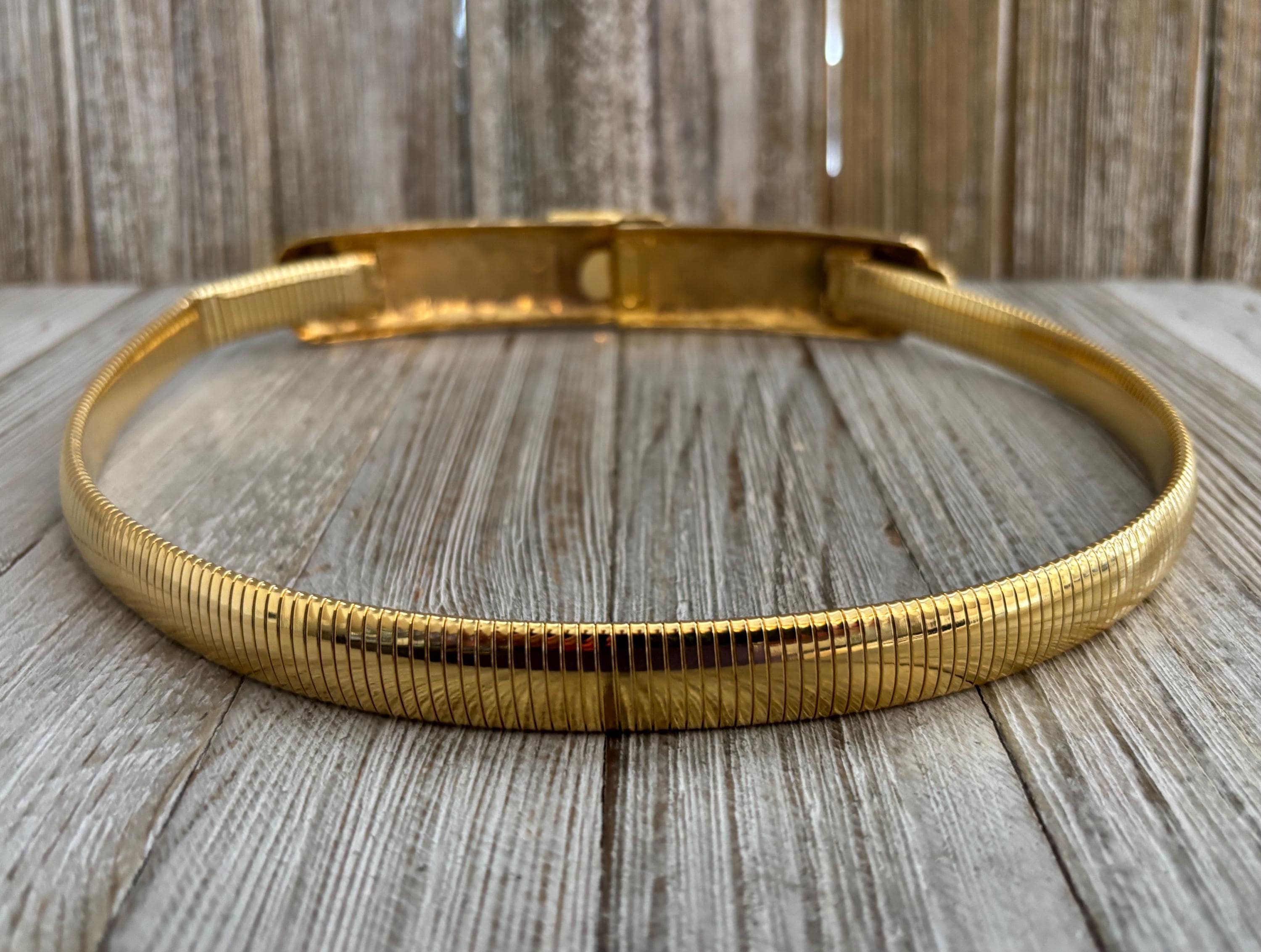 Gorgeous ACCESSOCRAFT Signed 1980's Modern Gold Designer Stretch Belt ...