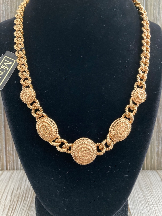 Vintage Classic Gold Monet Gem