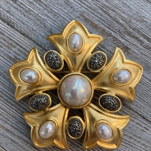 JUDITH JACK Signed Vintage 1990's Stunning Gold Modern Statement Brooch ...