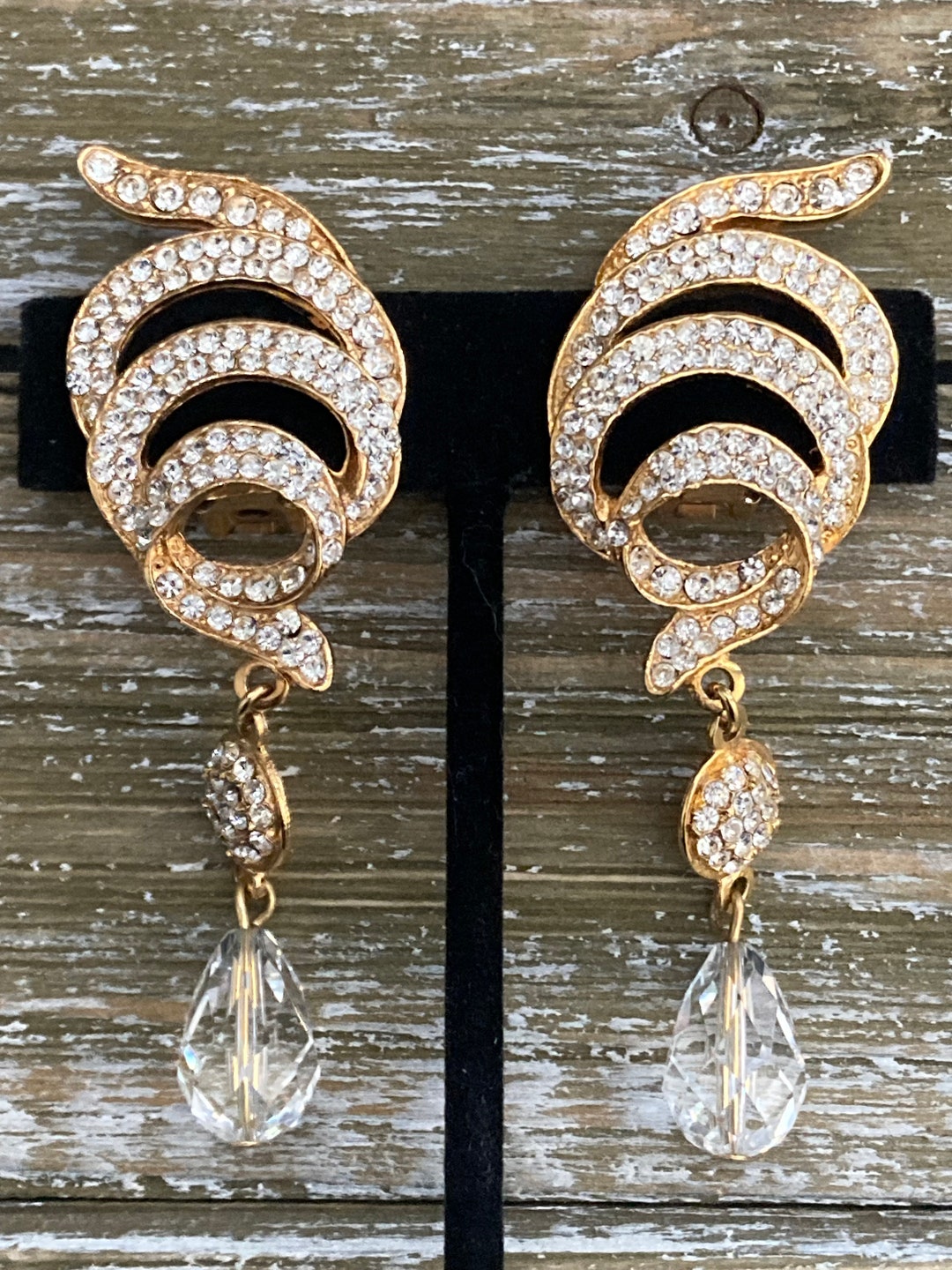 Gorgeous TARA Signed Vintage 1990's Gold With Rhinestones Dangle Clip ...