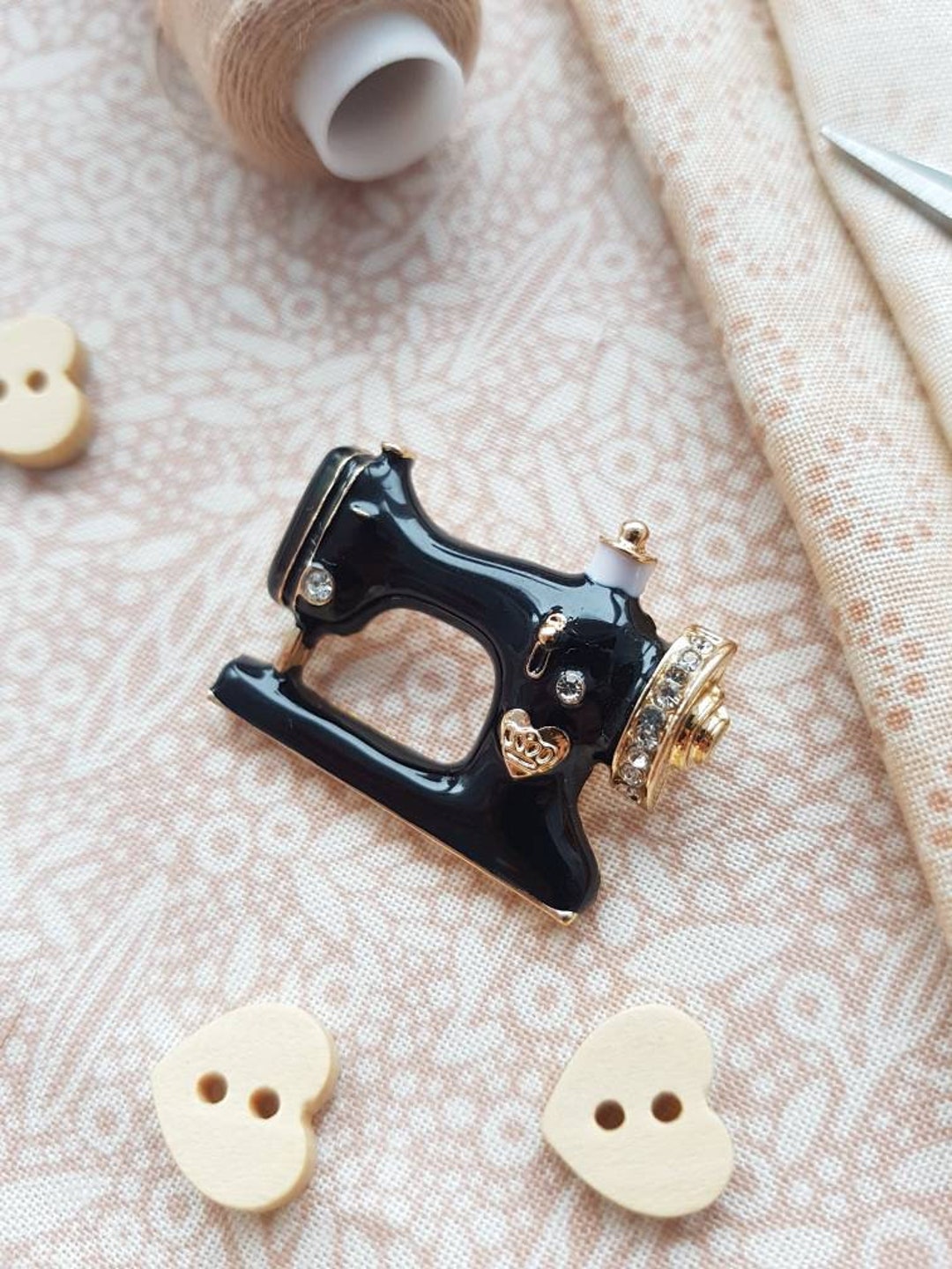 Brooch Sewing Machine, Sewing Themed Brooch, Sewing Machine Brooch ...