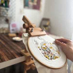 Adjustable Embroidery Hoop Holder Stand | Clamp on Table DIY Cross ...