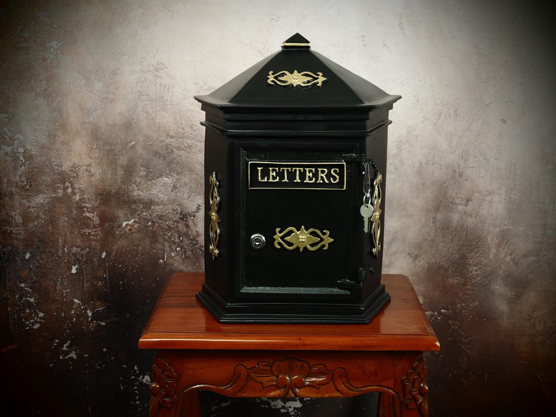 Elegant Vintage Black and Gold Wall-mounted Mailbox: A Regal Touch to ...