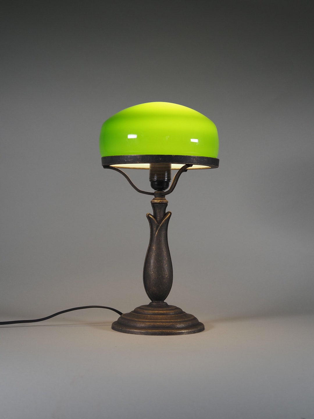 Antique Style Banker Lamp Green, Adjustable Height, Vintage, Art Deco ...