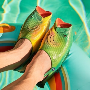 Coddies Fish Clogs | Sporty Bass Fish Flip Flops With Back Strap | the ...