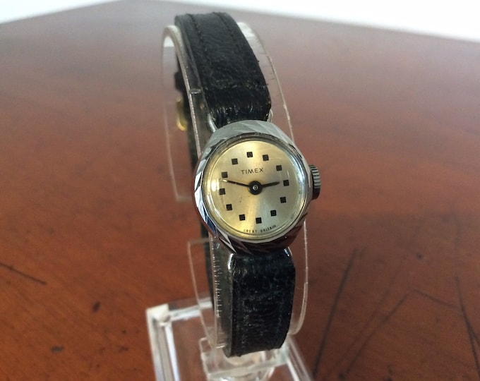 Vintage Ladies 1950s timex Hand-wind Watch, Made in Great Britain ...