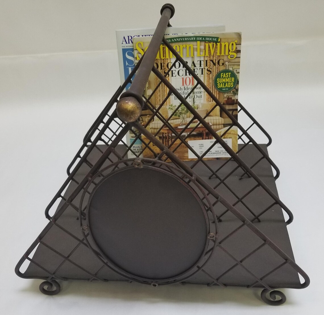 Iron Triangular Lattice Personalized Monogram Magazine Rackor | Etsy