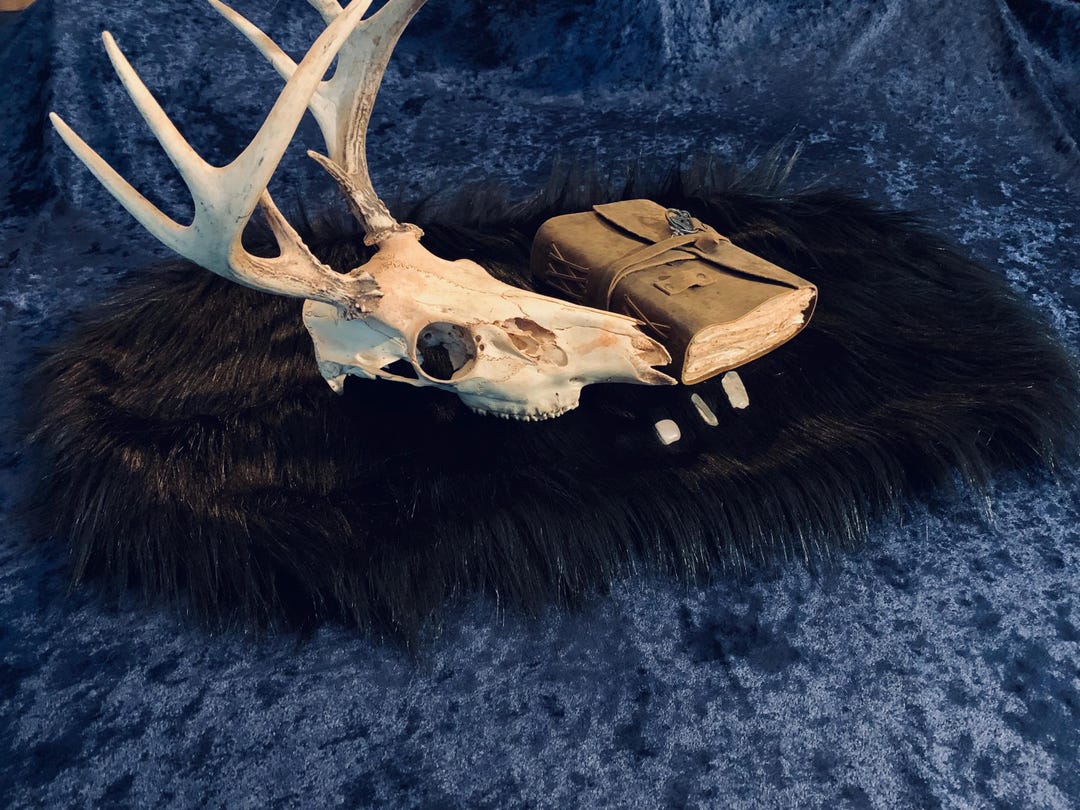 Altar Cloth Handmade, Wolf Pelt Table Runner Black Wolf , Pagan Decor ...