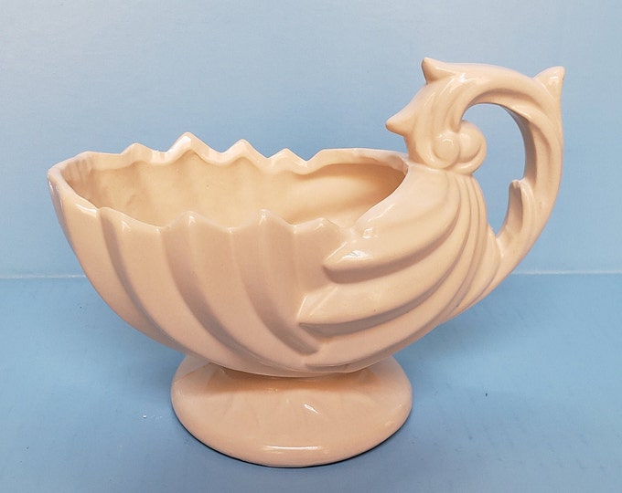 White Pottery Mccoy Shell Planter, Vintage Mccoy Shell Planter, Vintage ...