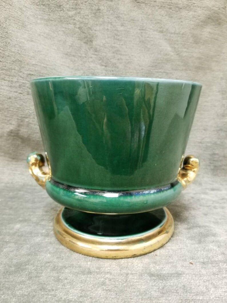 Circa 1958 Hull Tokay Art Pottery Dark Green Grape Relief Design ...
