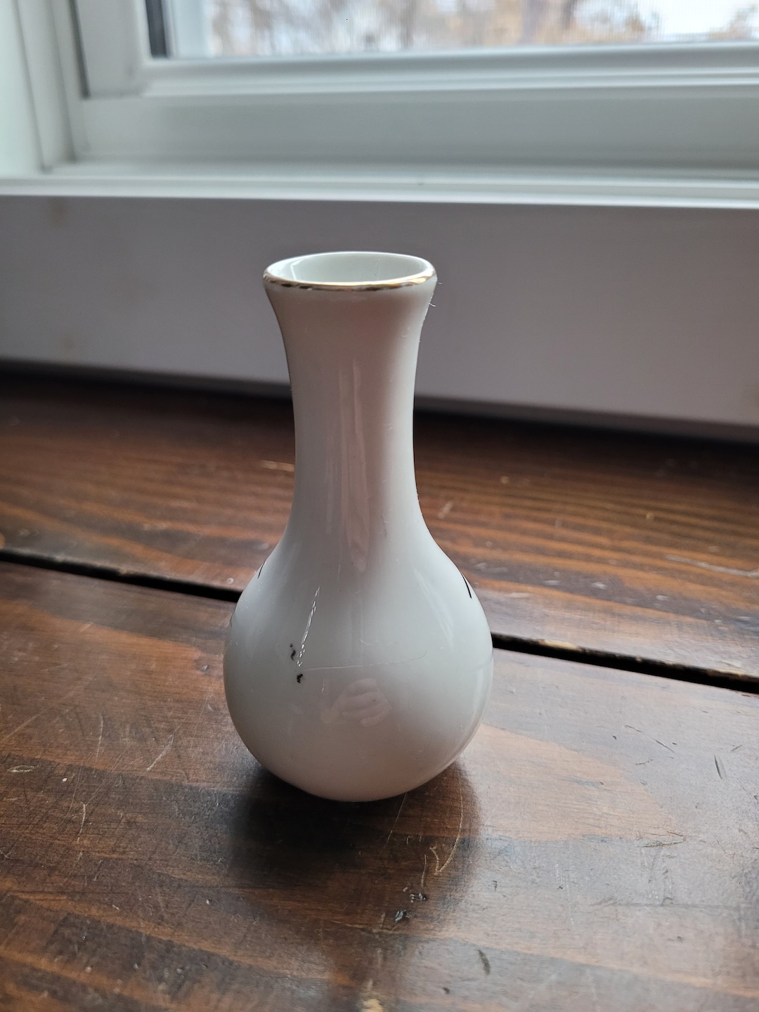 Small Handpainted White Vase - Bud Vase - Rose Vase - Floral Decor - Etsy