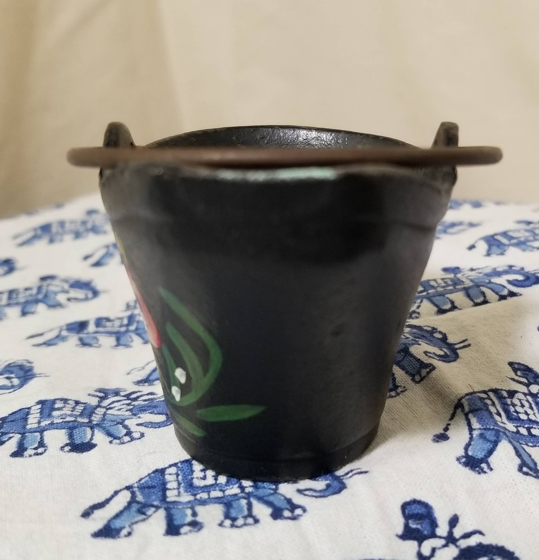 Wilton Cast Iron Miniature Kettle Bucket With Orginal Handle - 1950s ...