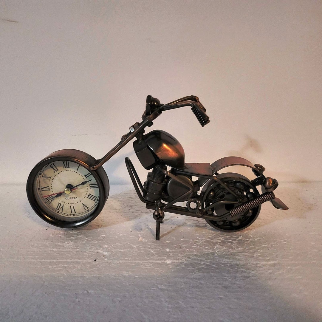 Retro 80s Motorcycle Model Quartz Clock Metal Motorcycle Collection ...