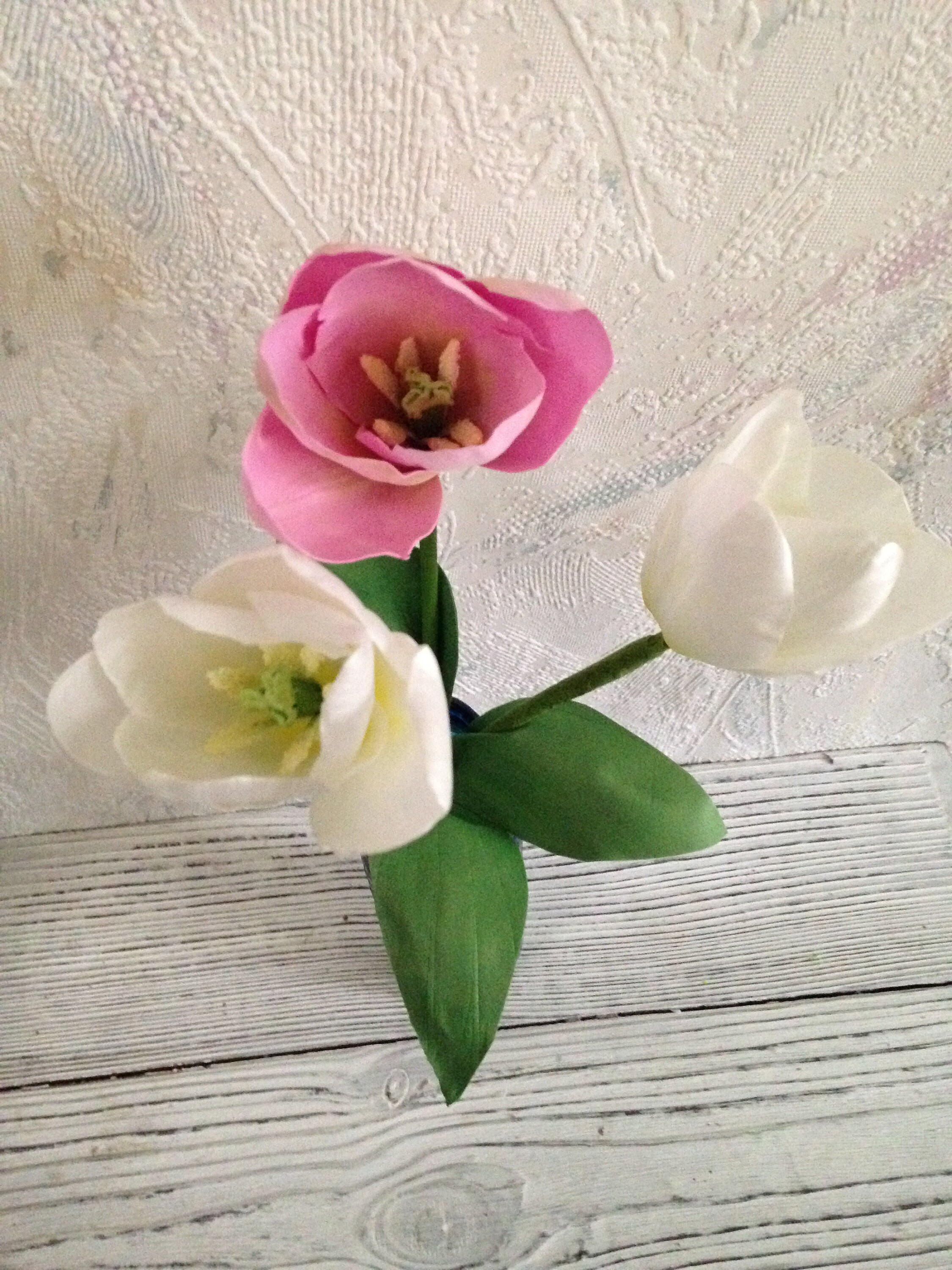 Artificial White Handmade Tulips Pink Faux Tulips Bouquet in Vase Table ...