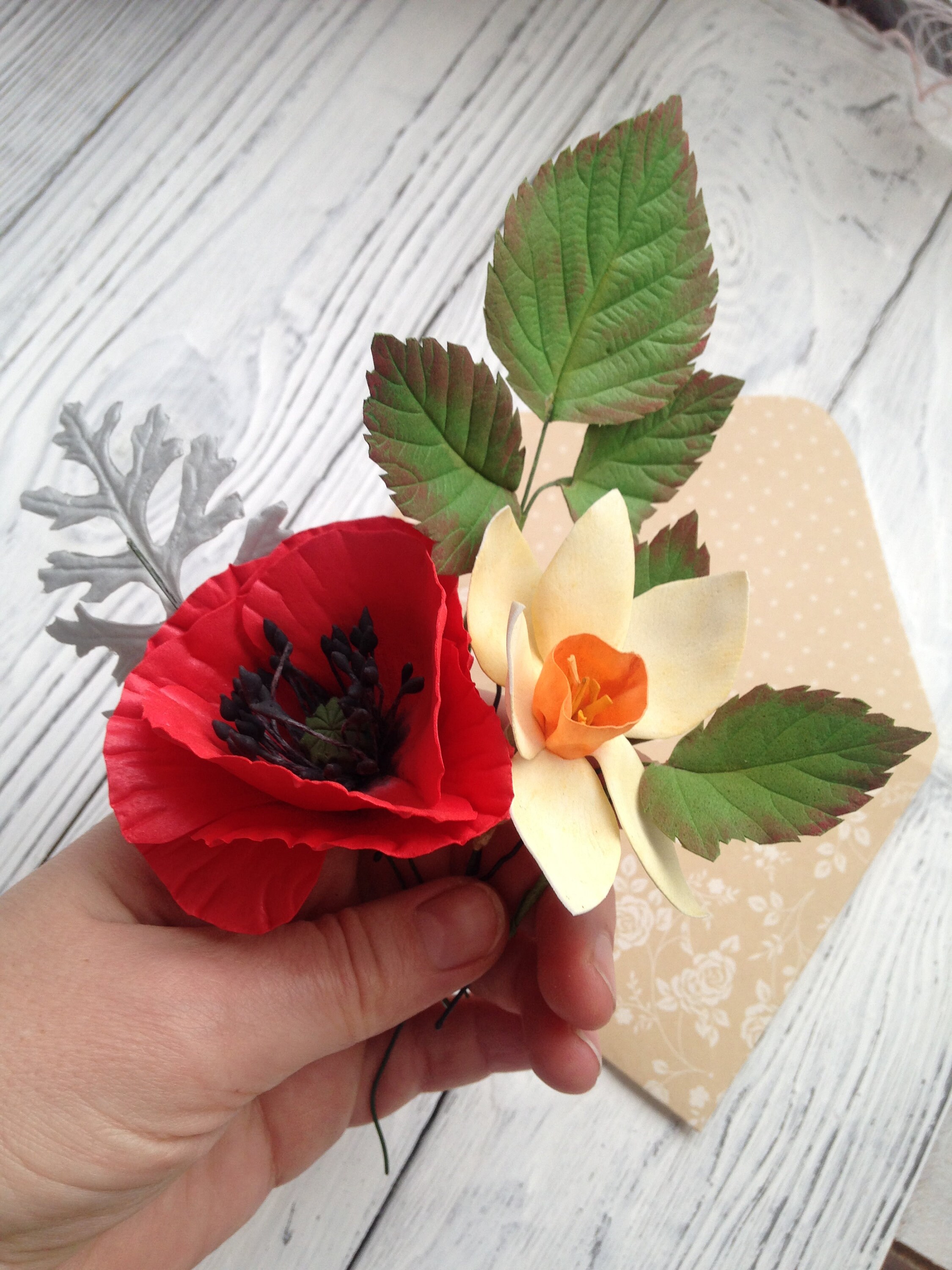 Red poppy brooch Red flower brooch for straw hat Rustic | Etsy
