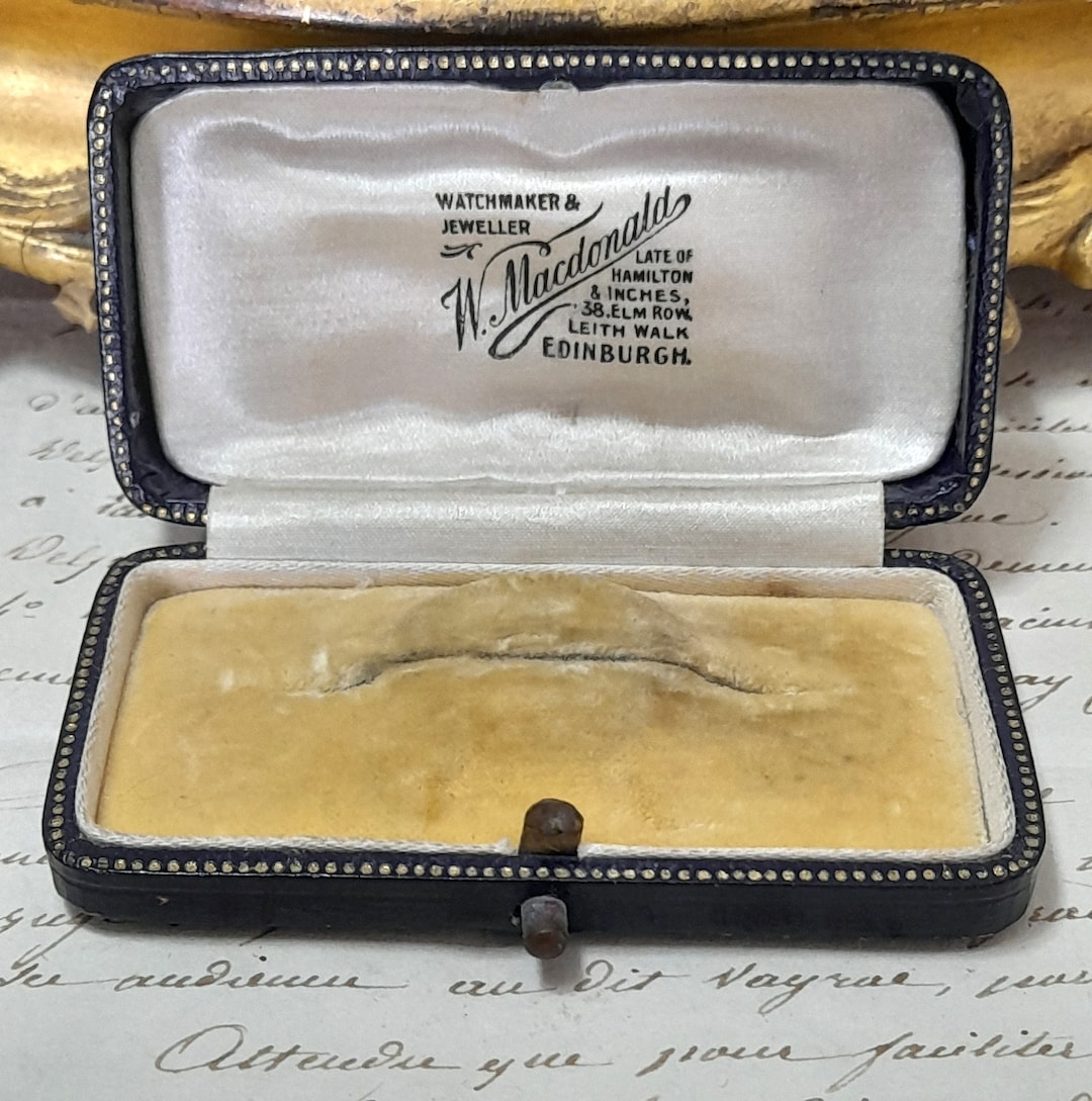 Small Antique Vintage Tooled Brooch Box British Jewellery Box-vintage ...