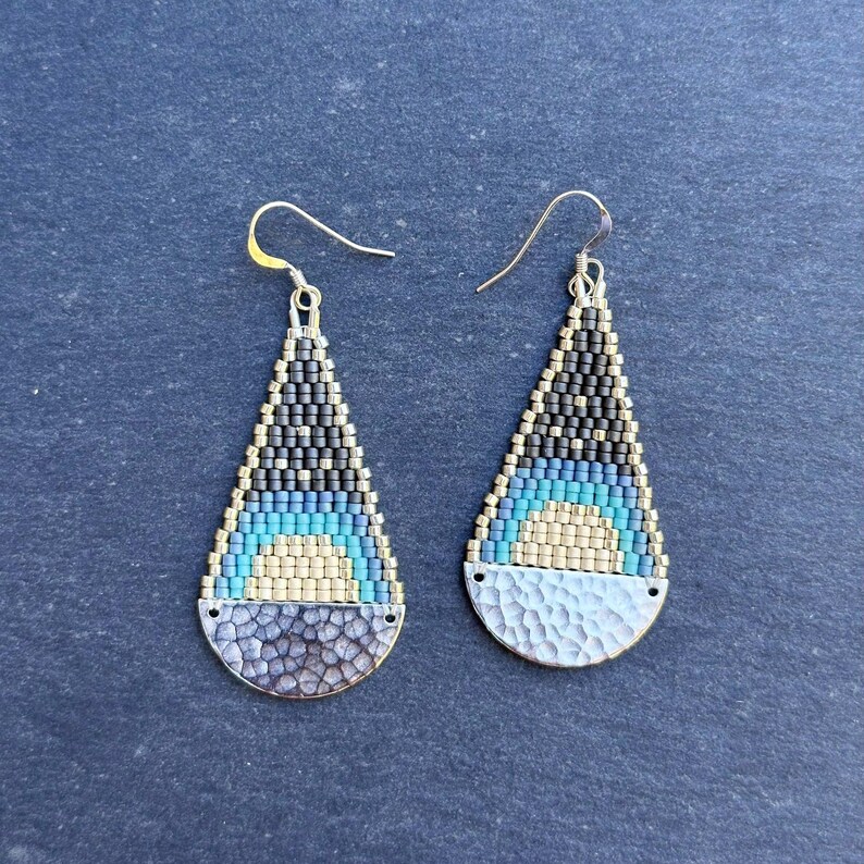 Handwoven Teardrop Earrings: Miyuki Seed Bead Blue Ombre Moonscape - Etsy