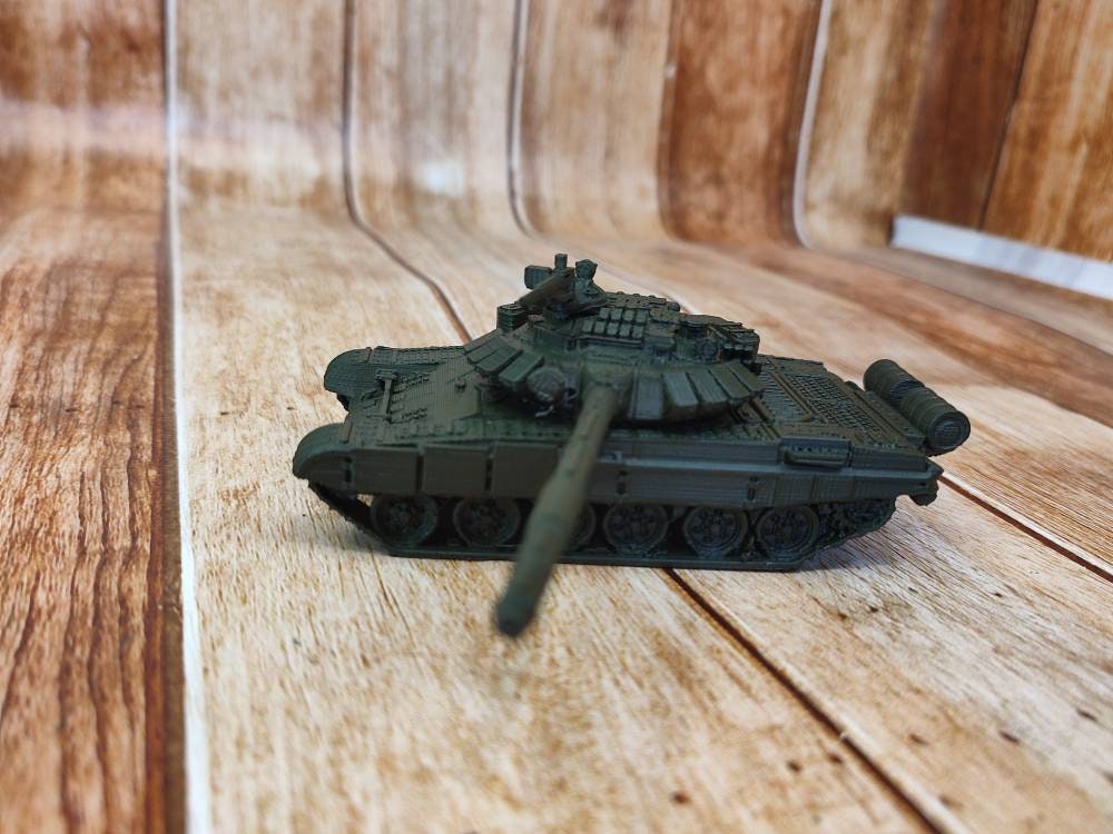 Scale Model 1/72 Tank T-72 B3 - Etsy