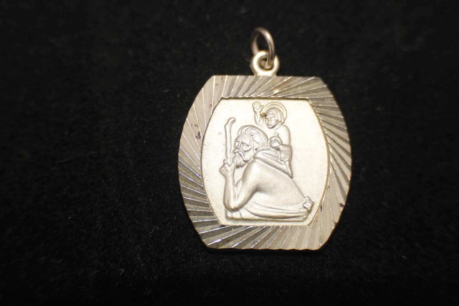 Vintage Silver St Christopher Pendant. Vintage St Christopher, Vintage ...