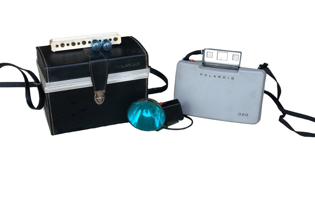 Vintage 1960s POLAROID AUTOMATIC 320 Land Camera W/flash, Manual, and ...