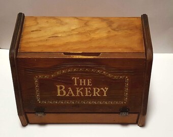 Vintage bread box | Etsy