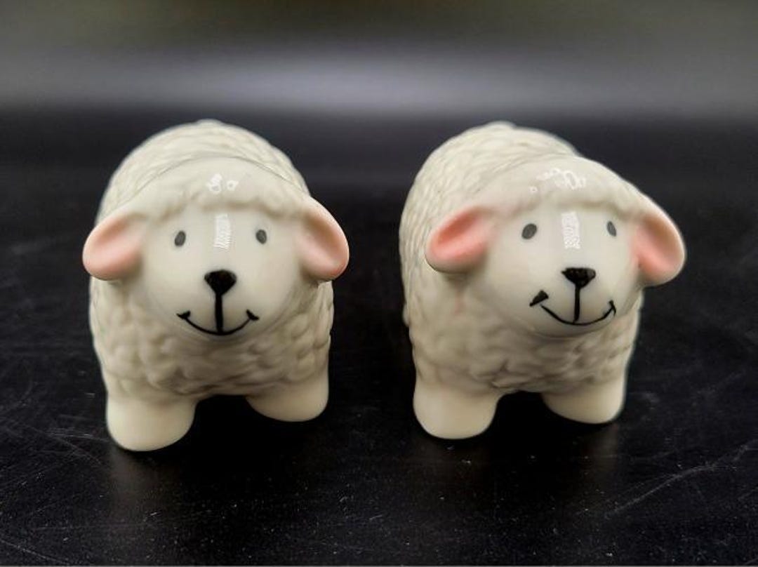Whte Lamb Salt and Pepper Shakers, Sheep Salt and Pepper Shakers ...