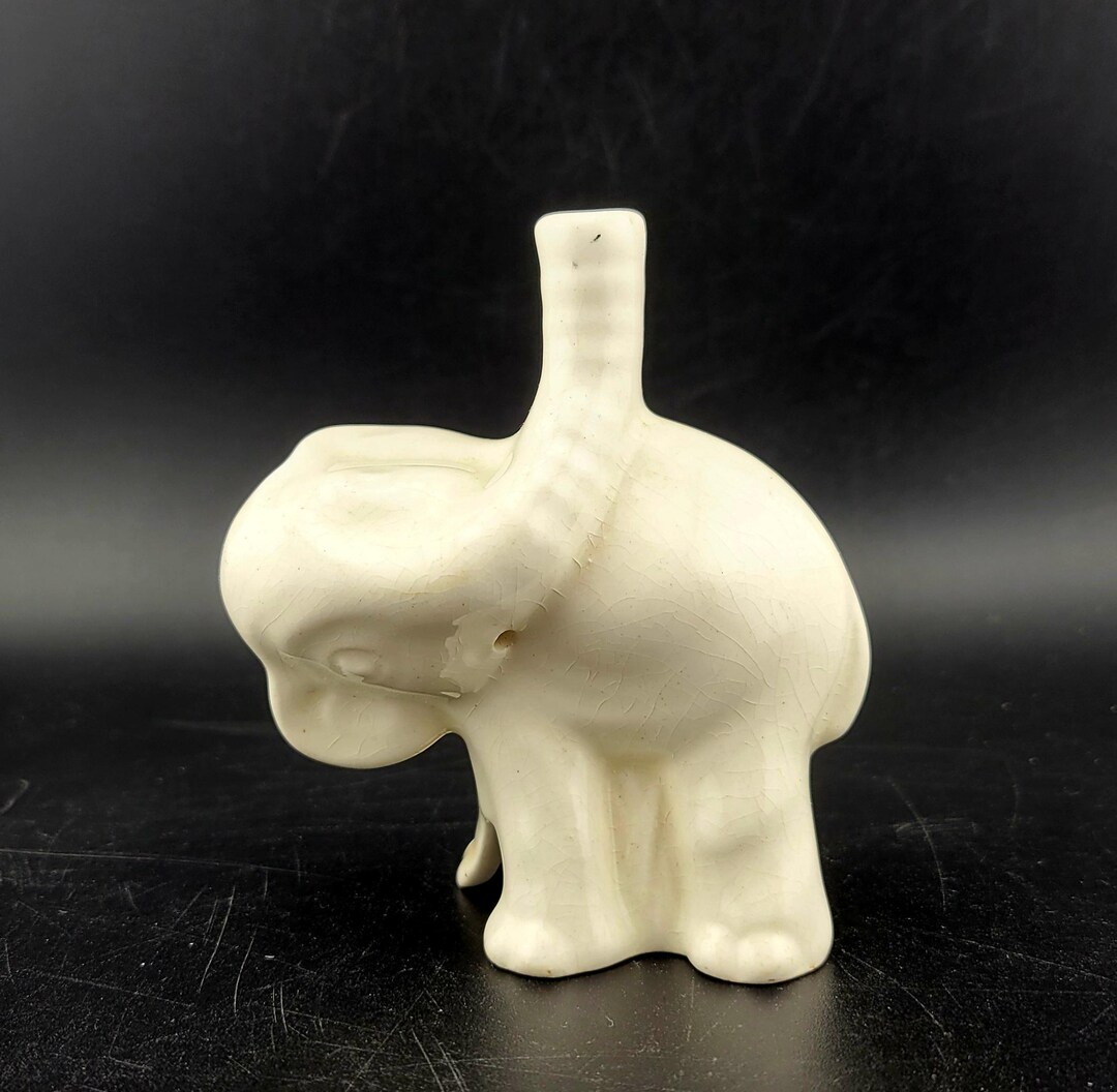 Nutbrown Elephant Pie Funnel, Vintage Pie Bird, White Elephant, Made in ...