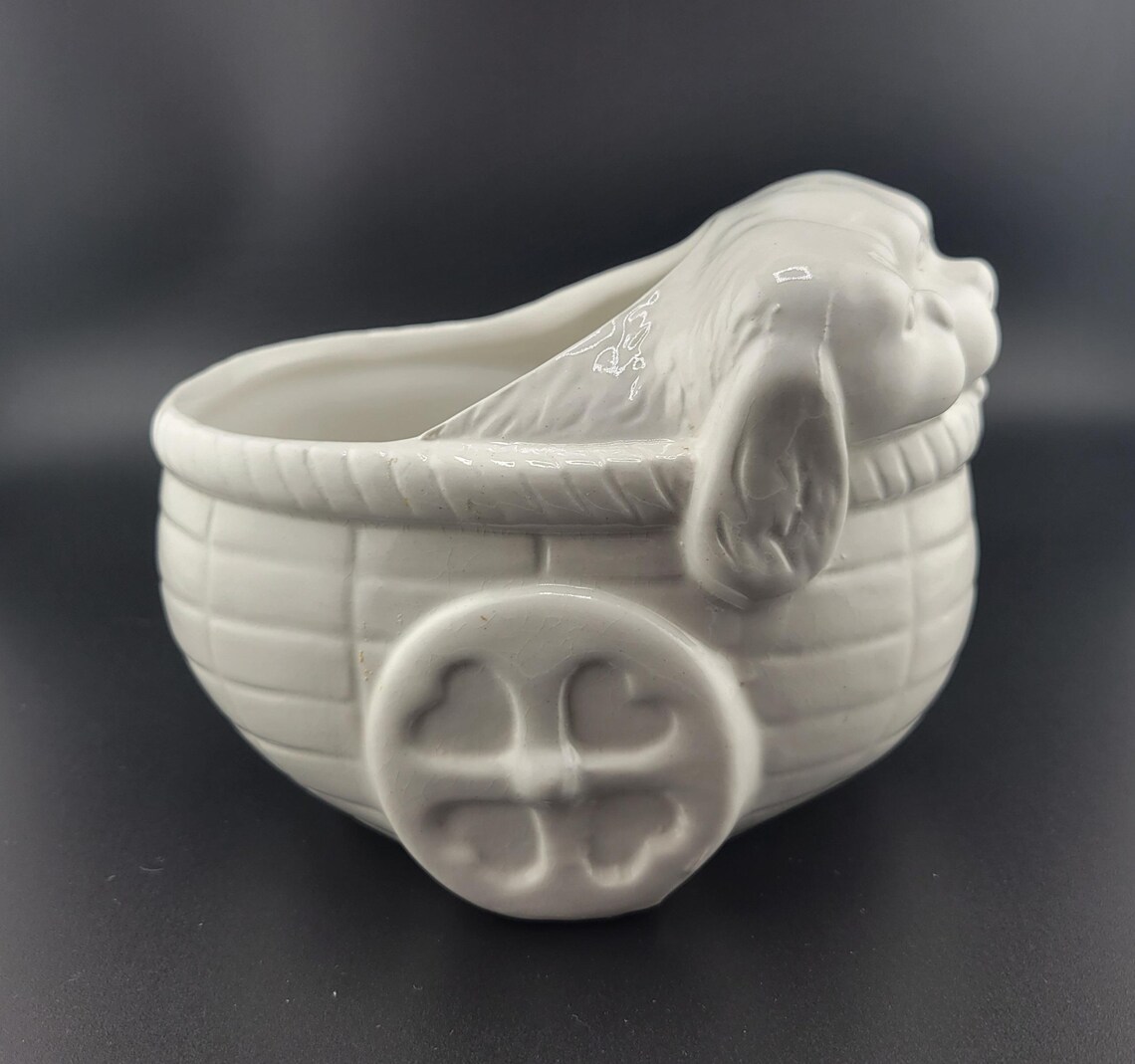 Dog Planter, White Planter, 3 Dogs in a Basket Planter, Dogs in Cart ...