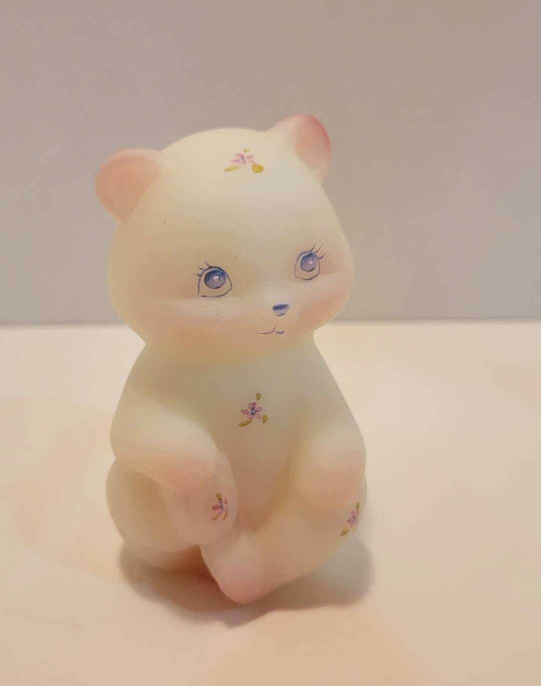 Fenton Bear, Hand Painted Fenton Bear, White Fenton Cat Figurine ...