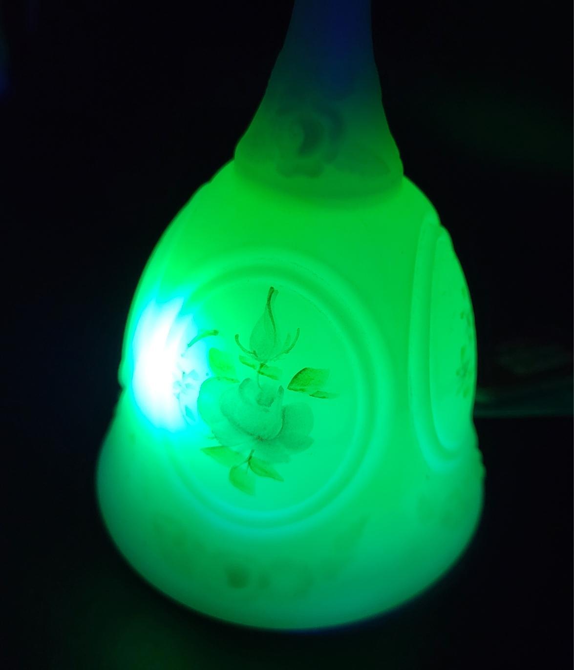 Fenton uranium glass - Etsy 日本 Fenton uranium glass - Etsy 日本