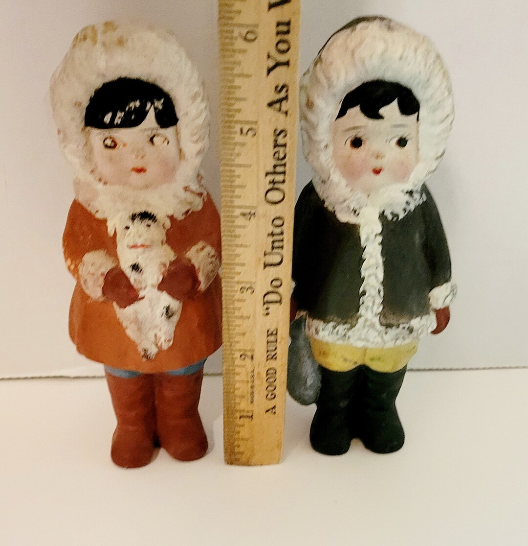 Vintage Chalkware Eskimo Figurines, Eskimo With Puppy - Etsy