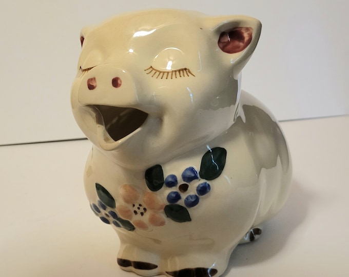 Shawnee Pottery Smiley, Vintage Shawnee Pottery Smiley Pig, Smiley the ...