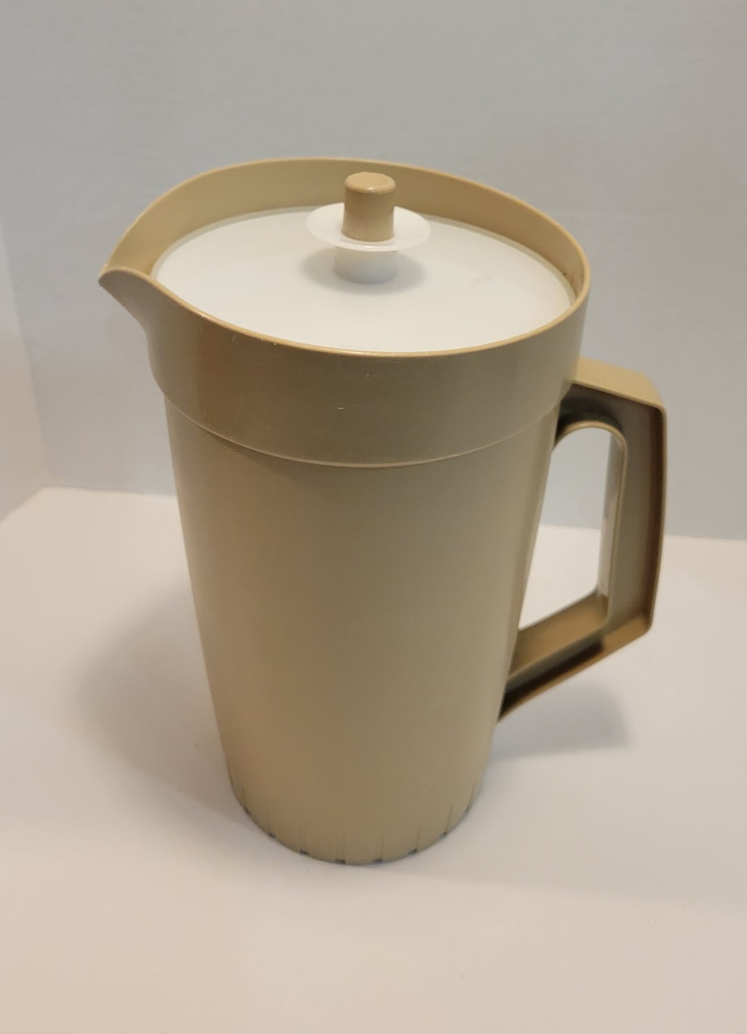 Vintage Tupperware, Vintage Almond Tupperware Pitcher, Tupperware ...