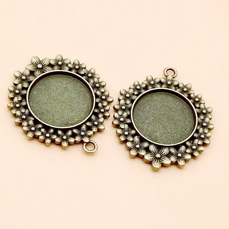 10pcs 25mm Round Flower Antique Silver/antique Bronze Pendant Trays ...