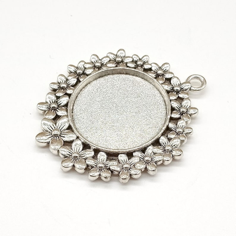10pcs 25mm Round Flower Antique Silver/antique Bronze Pendant Trays ...