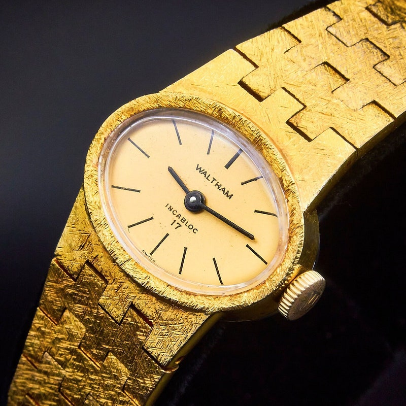18k Gold Watch - Etsy