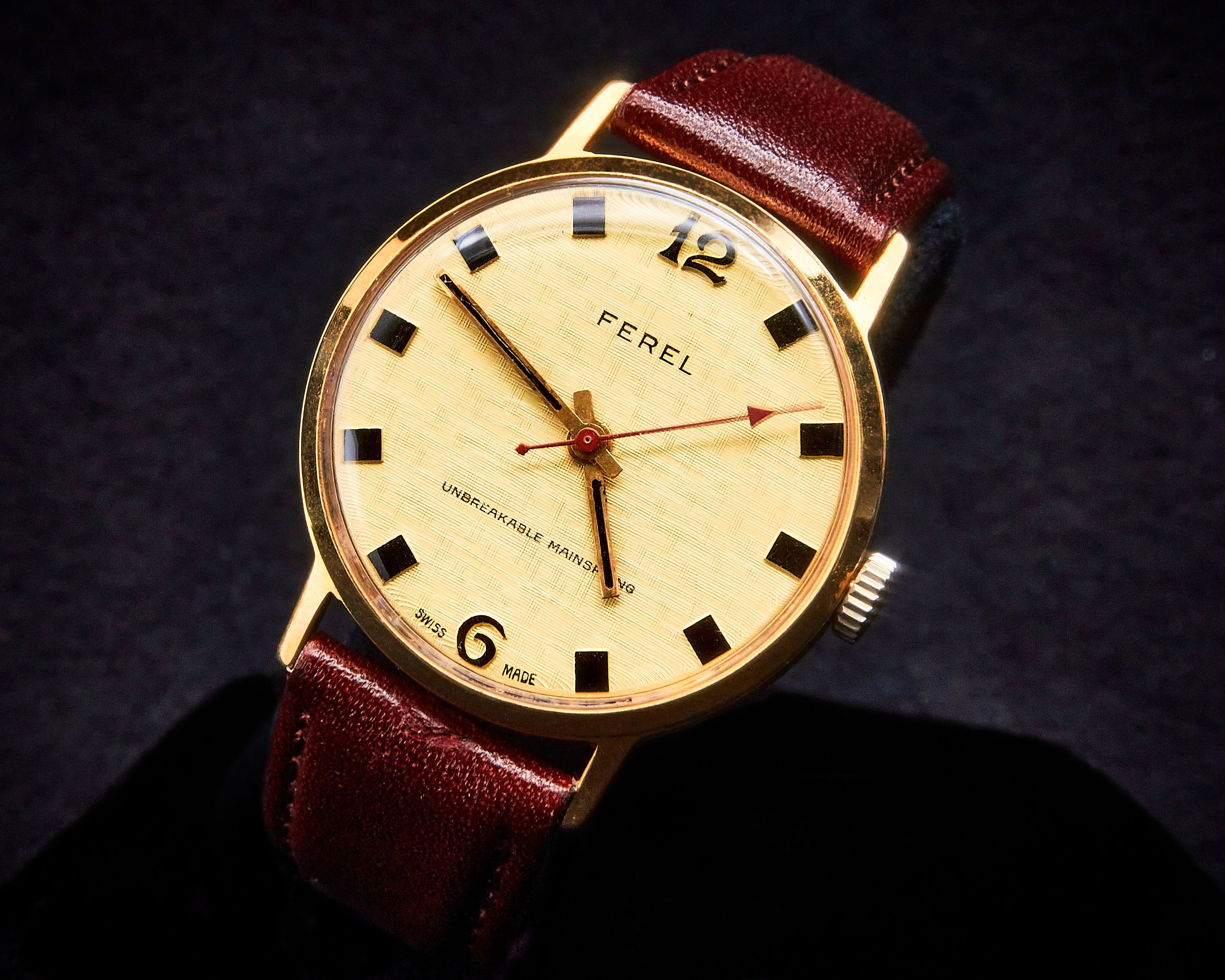 Classic Mid Century Modern 1960s Ferel 18k Gold Plated Round Unisex ...