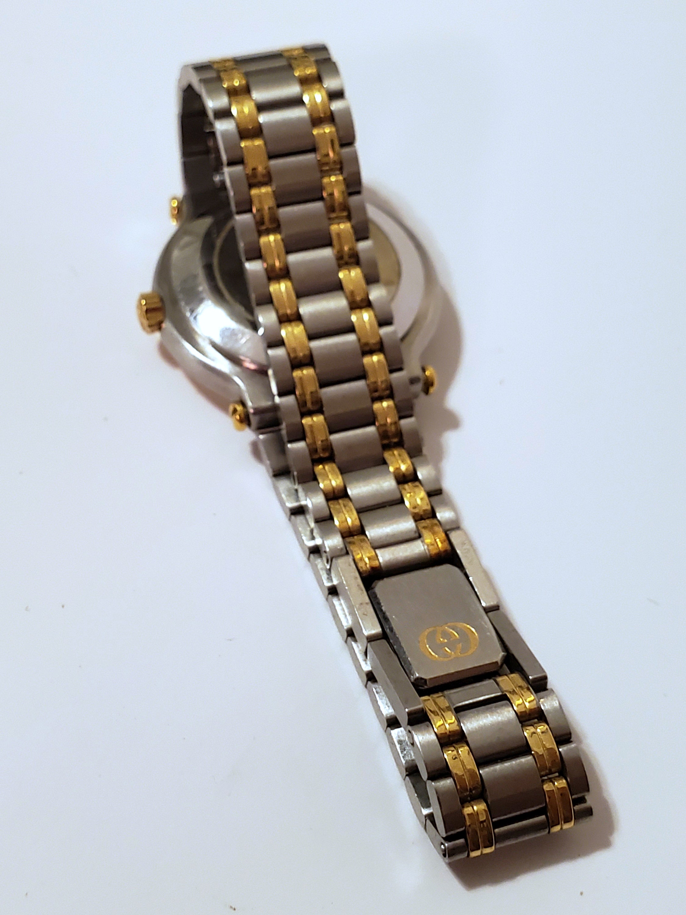 CLASSIC Elegance! Ladies Gucci 9000L watch - stainless steel yellow gold plated - quartz movement