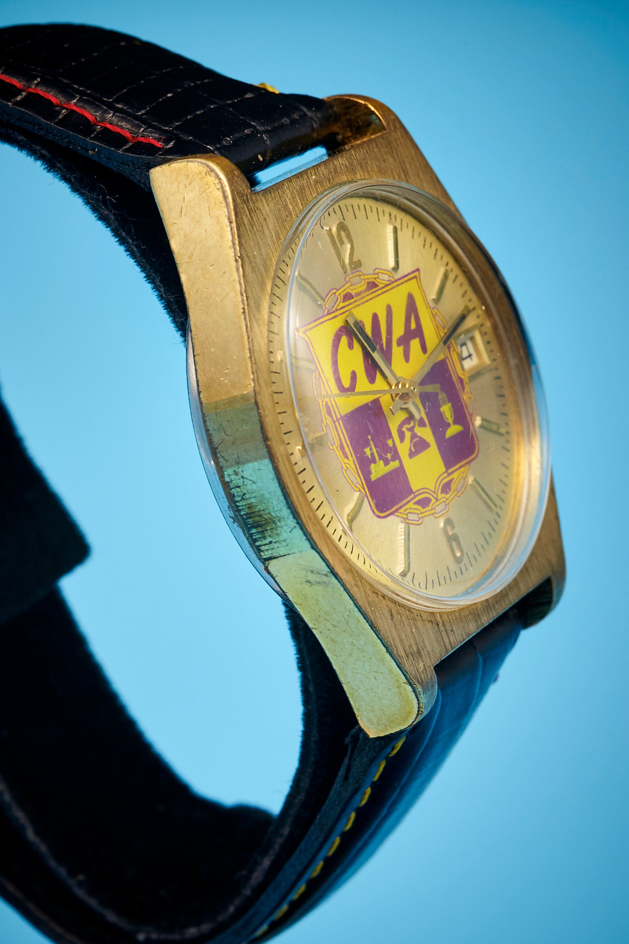 Classic 1980s Helbros Men's Antique Watch | Yellow Burgundy | Vintage ...
