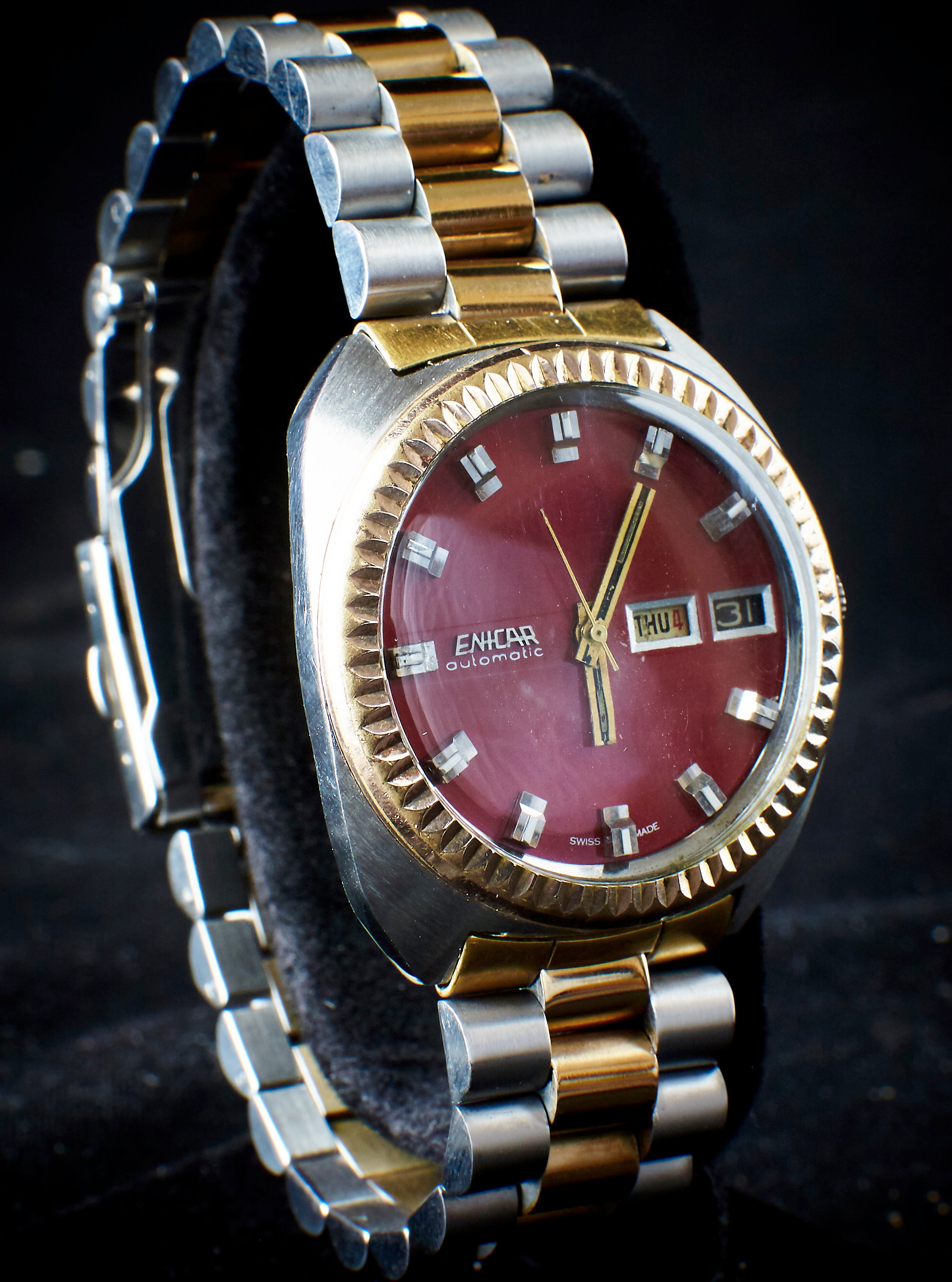 Enicar Vintage Swiss Mens Watch - automatic two-tone day-date red dial ...
