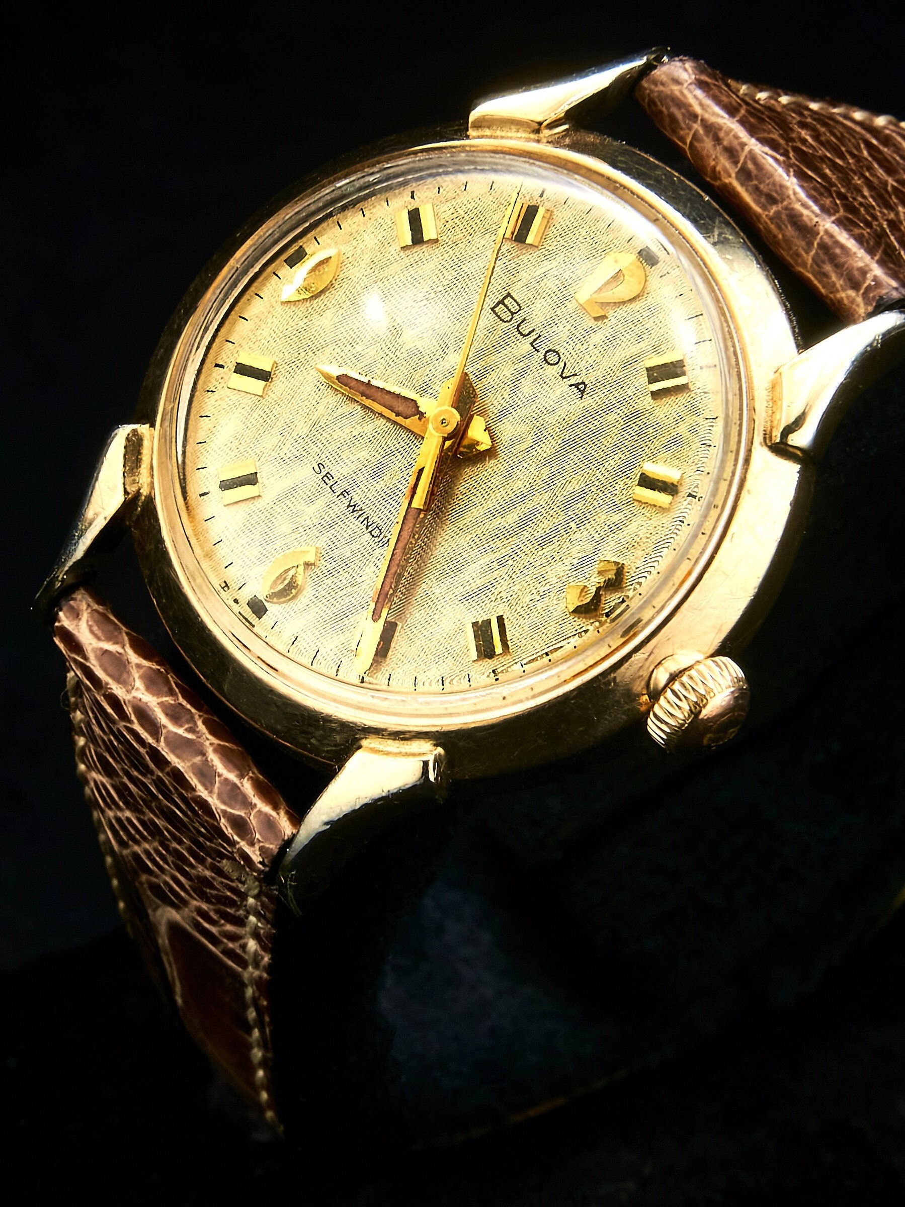 Unique 1965 Bulova Royal Clipper with VARIANT DIAL Ladies Self-winding ...