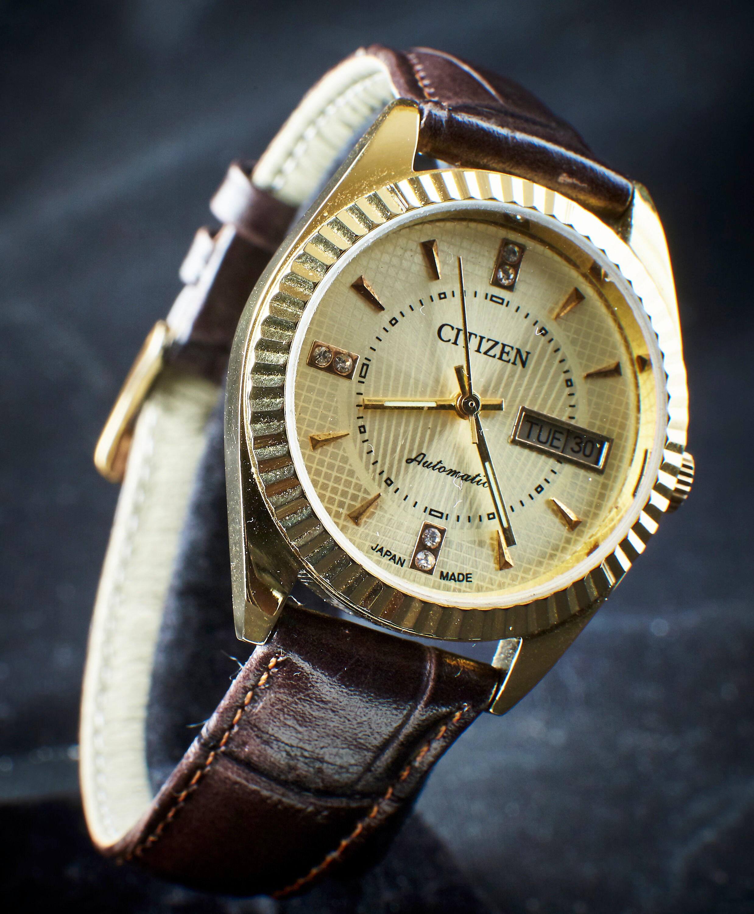 FLASHY BLINGED OUT Men's/Unisex Watch - Shiny, Bold, Heavy, and Awesome ...