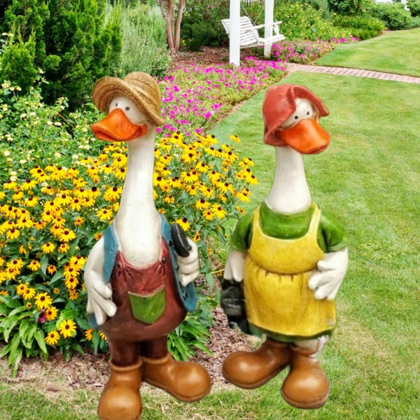 Duck Yard Sculpture - Etsy UK