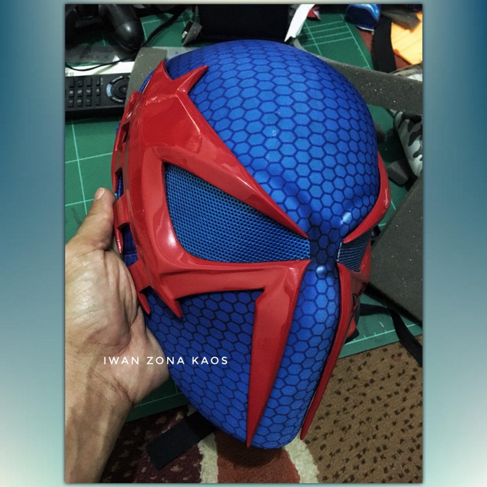 2099 Spiderman Ps4 Máscara Shell Y Lentes Faceshell Face Etsy España