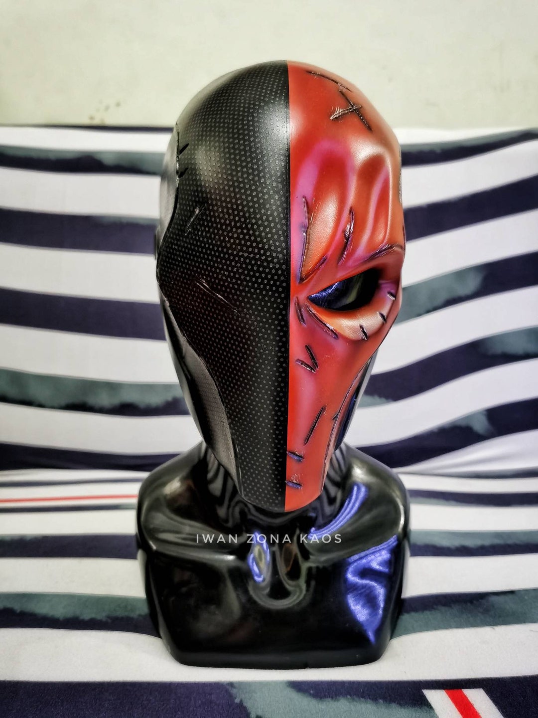 Deathstroke Helmet Battle Damage / Deathstroke Mask / Arkham Night - Etsy