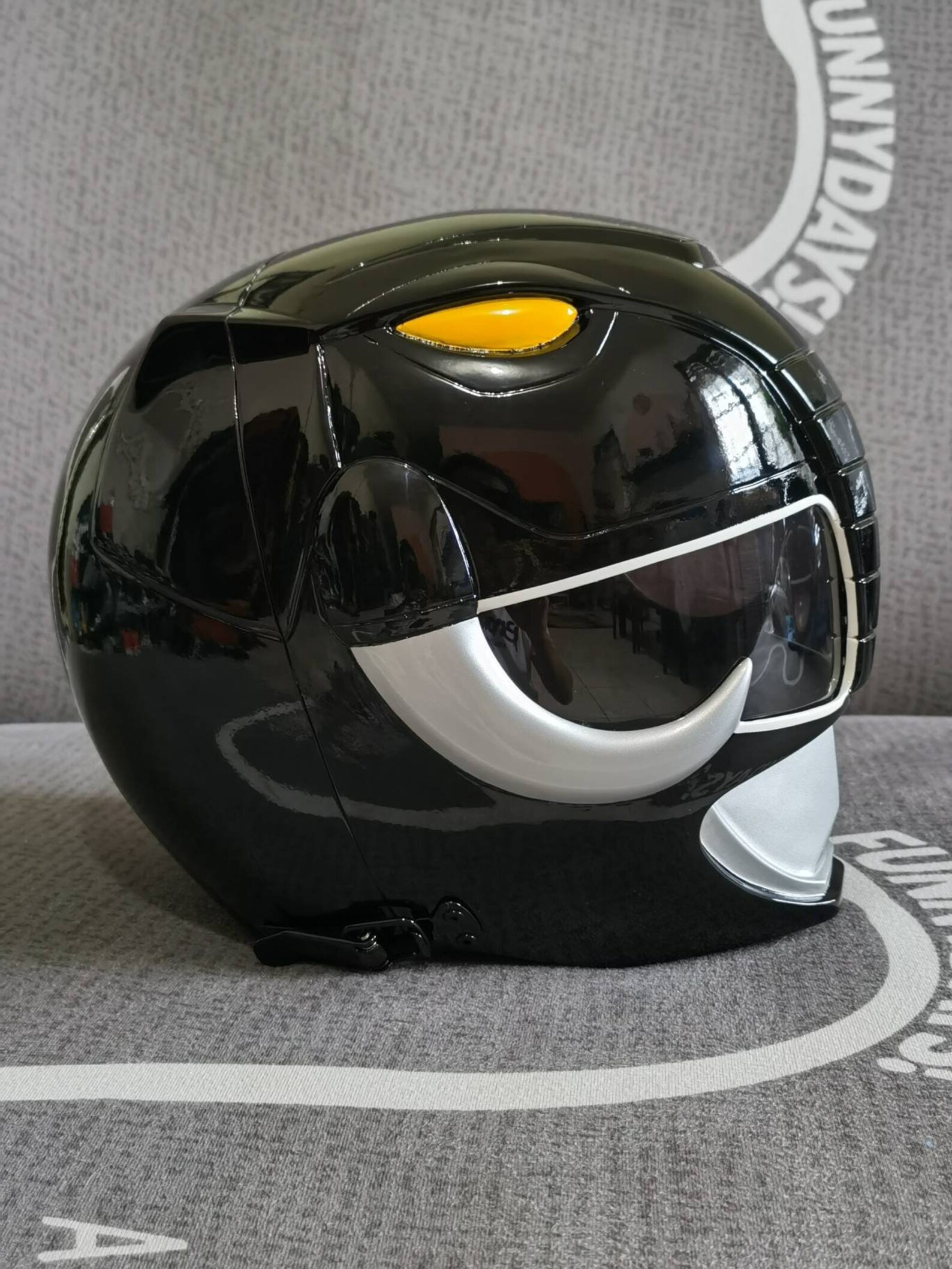 Black Ranger MMPR / Mastodon Sentries Helmet - Etsy
