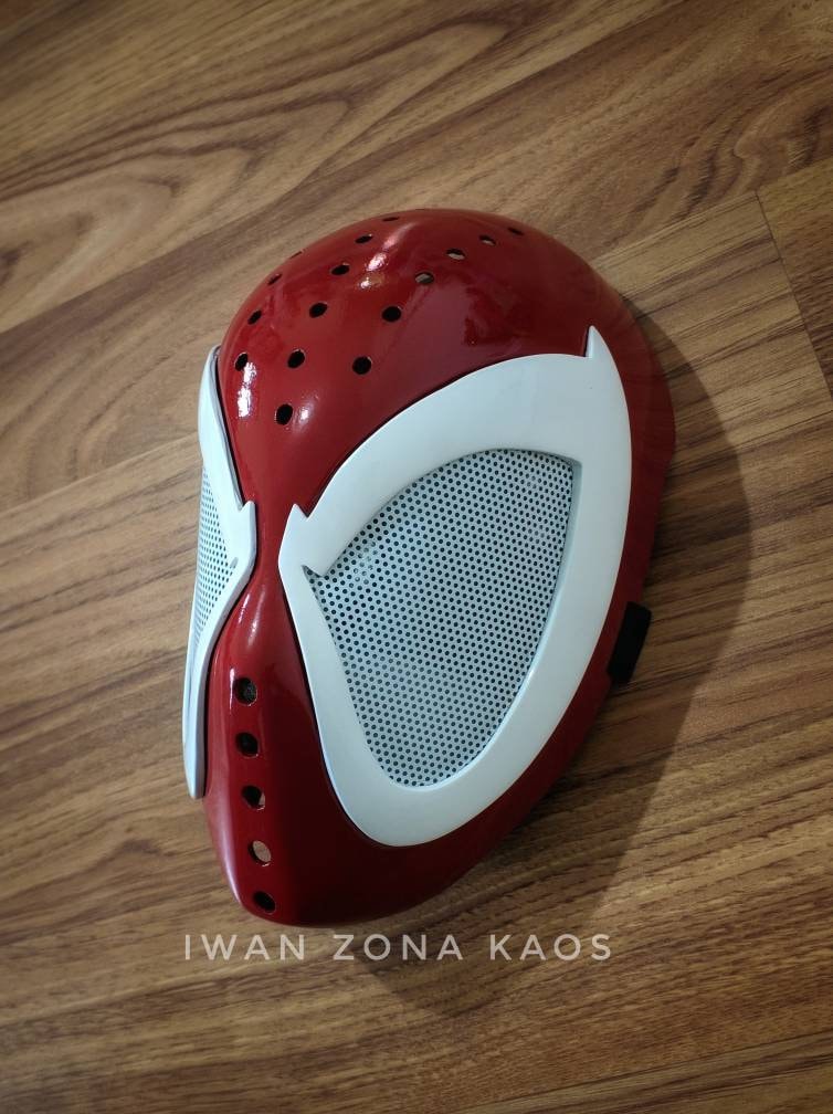 Scarlet Spiderman Faceshell and Lenses - Etsy