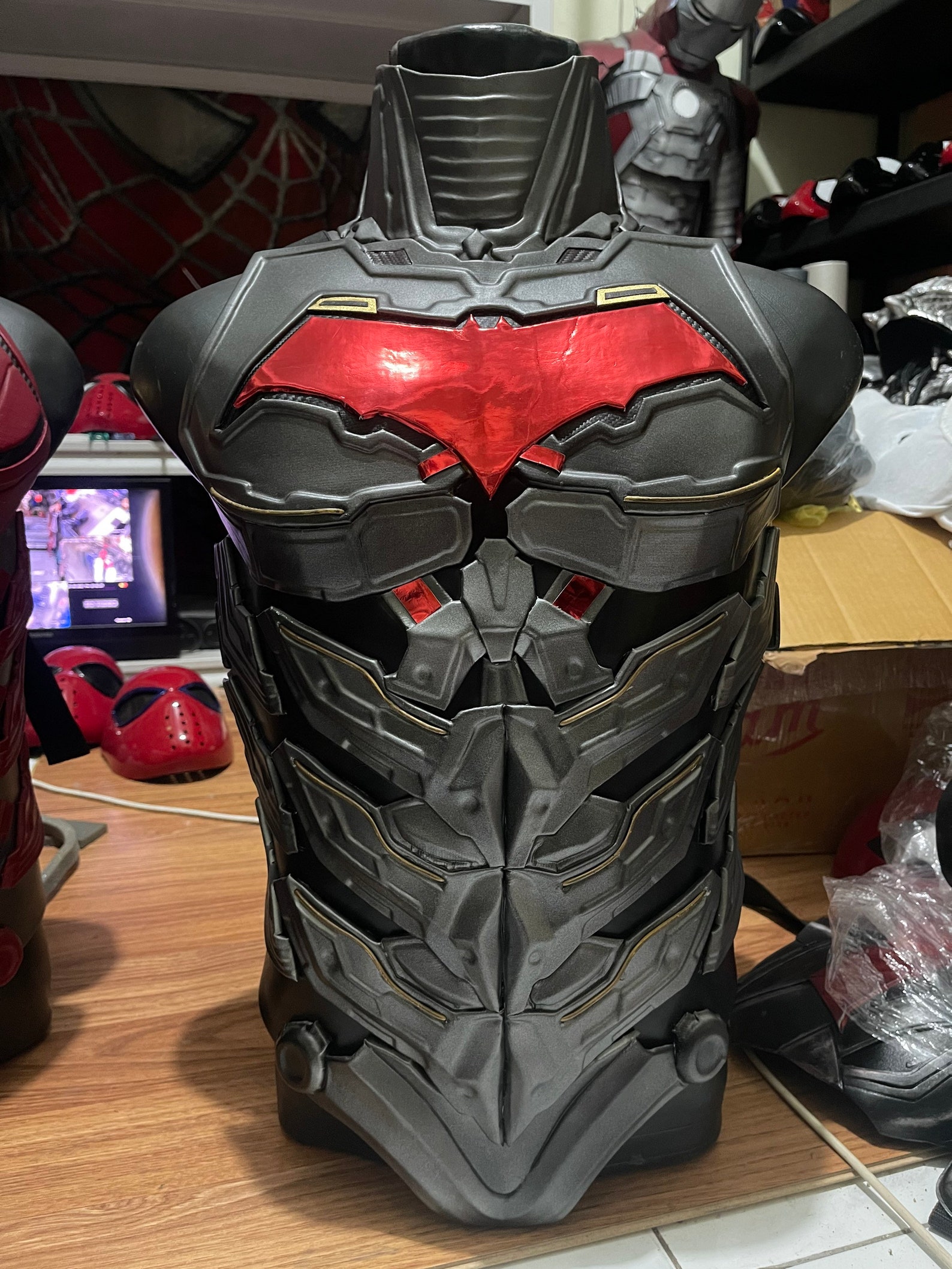 Chest and Torso Cosplay / Custom / Body Armor / Red Hood /robin ...
