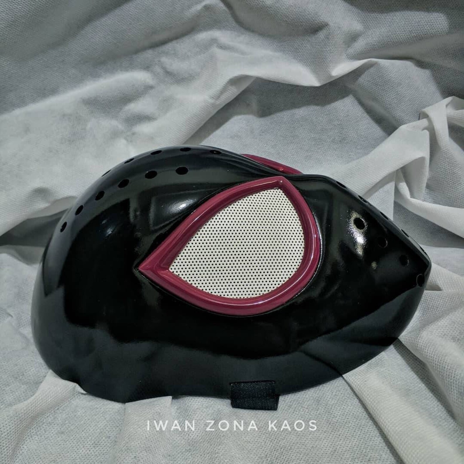 Spider Gwen Faceshell and Lenses - Etsy